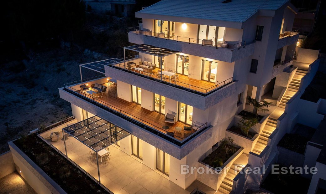 Luxury Residential Building With Sea In Omis, Split Dalmatia County, Croatia For Sale (15307493)