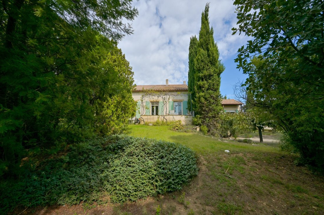 Saint Martin De En Saint Martin De Crau, Provenza Alpes Costa Azul ...