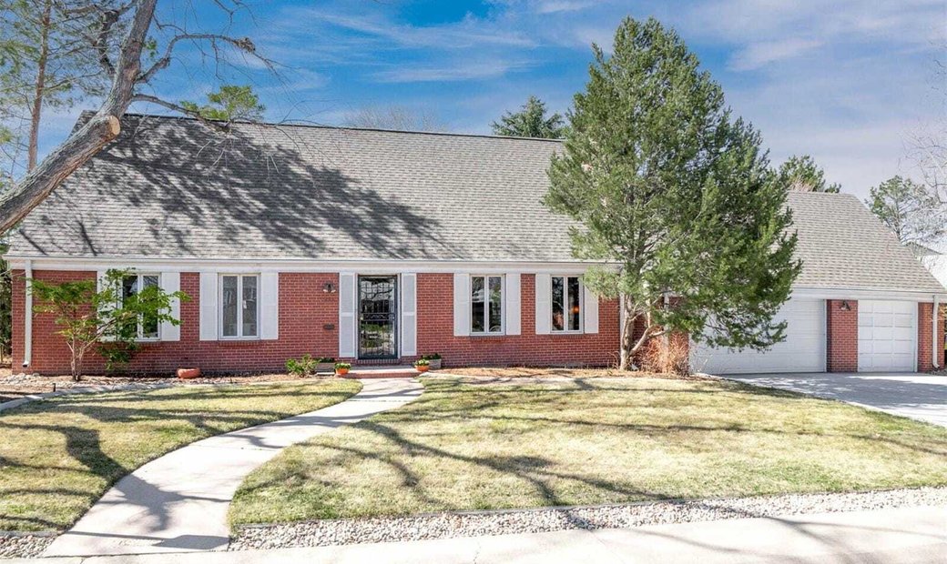 Gracious Cape Cod On A Beautiful Lot In Denver, Colorado, United States ...