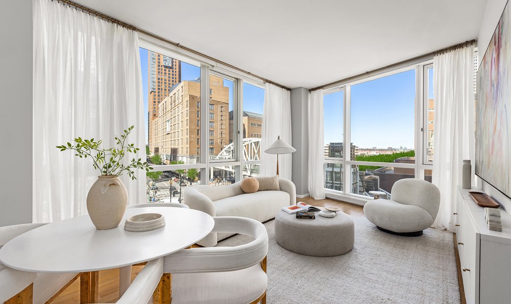 200 Chambers Street In New York, New York, United States For Sale ...