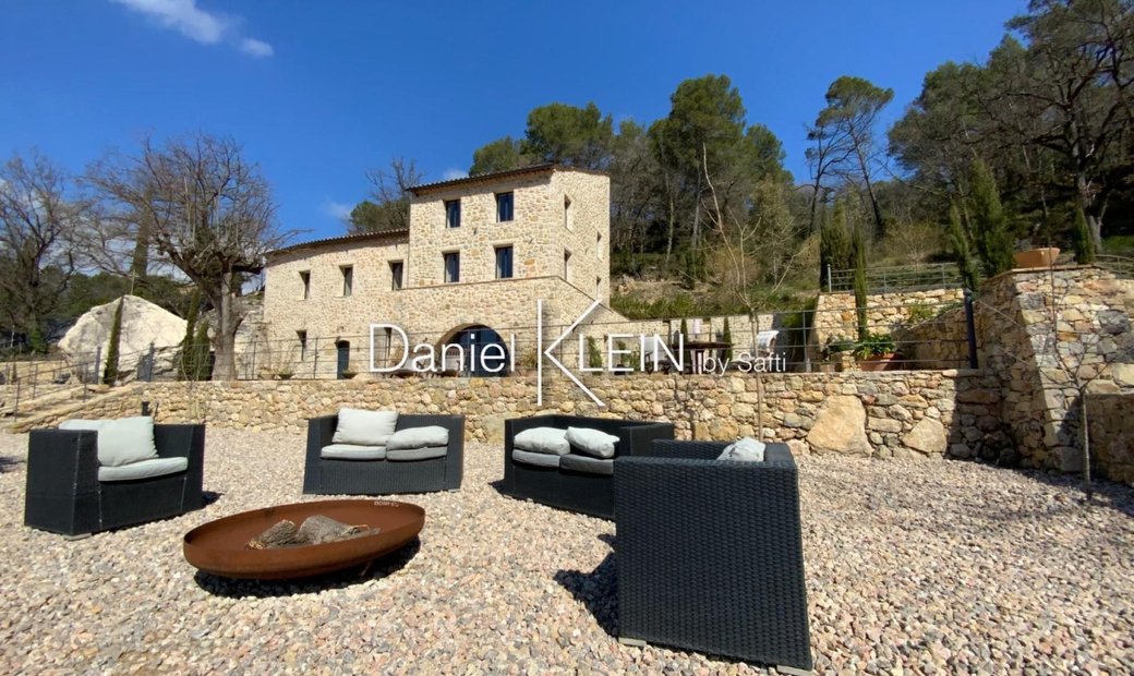 Luxueuse Bastide Provençale In Tourrettes, Provence Alpes Côte D'azur ...