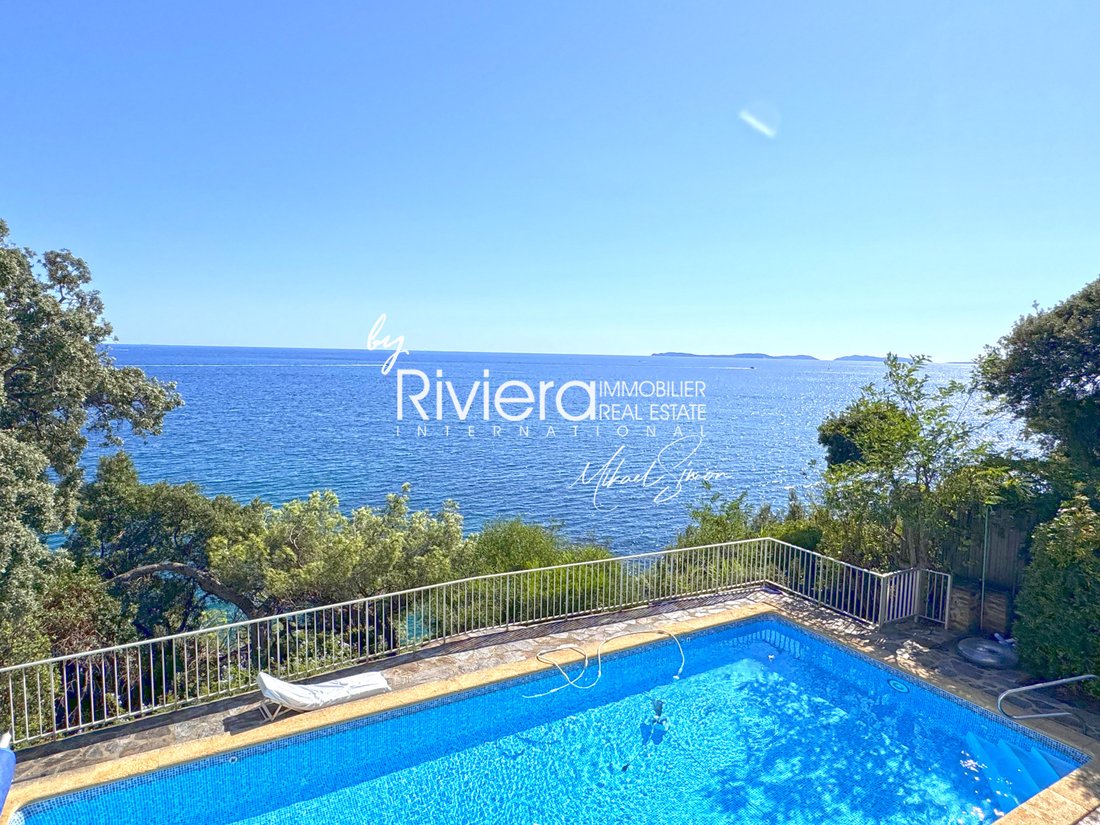 ¡Gigaro! Con Los Pies En En La Croix Valmer, Provenza Alpes Costa Azul ...