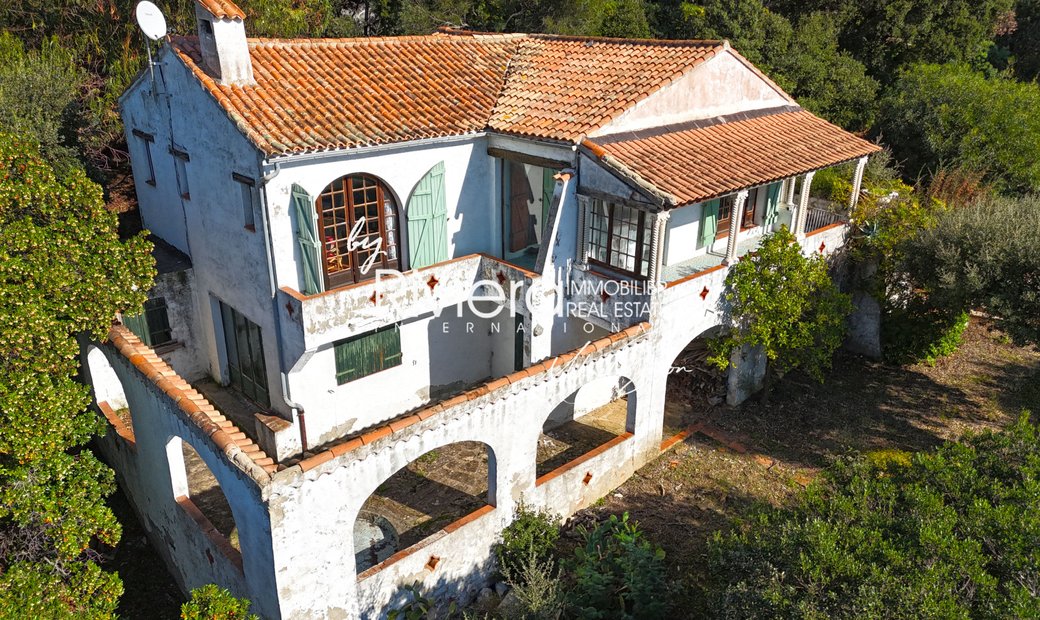 For Sale In Croix In La Croix Valmer, Provence Alpes Côte D'azur ...