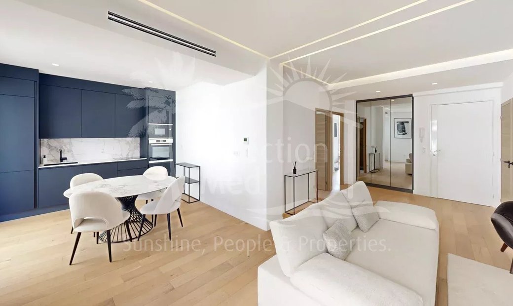 Luxury Apartment On The In Cannes, Provence Alpes Côte D'azur, France ...