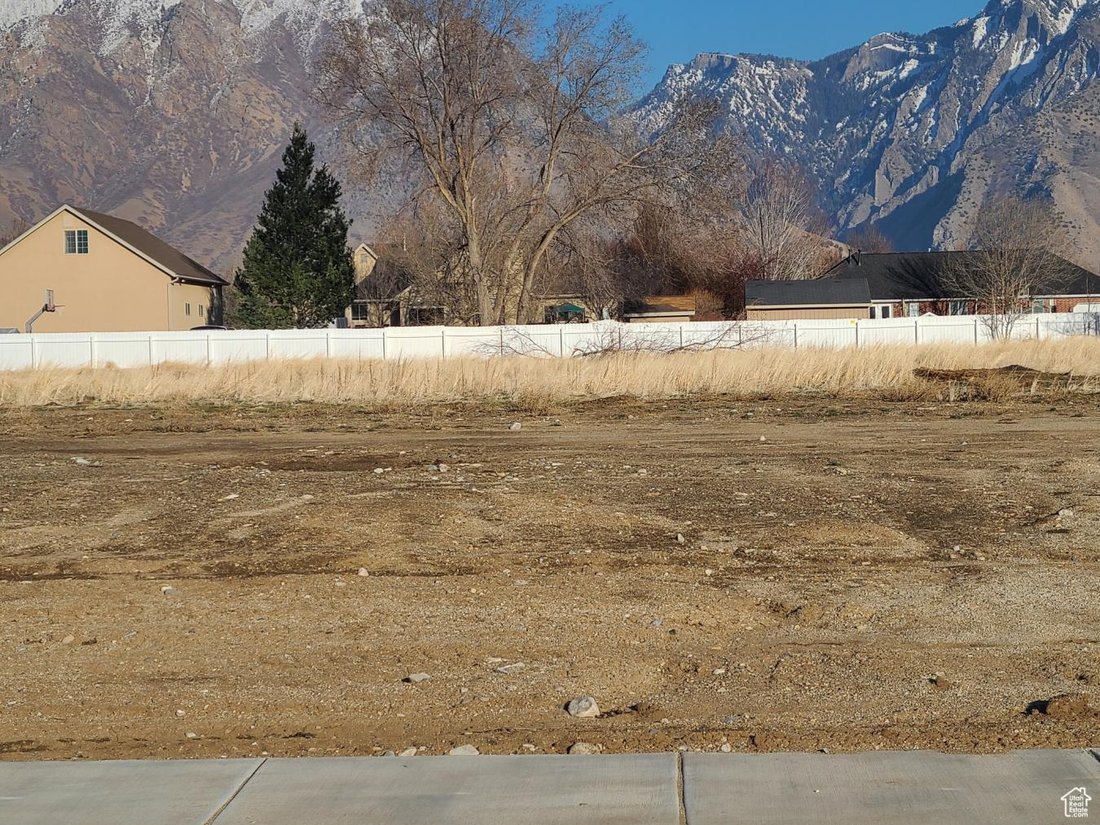 11298 N 5950 W In Highland, Utah, United States For Sale (15391985)