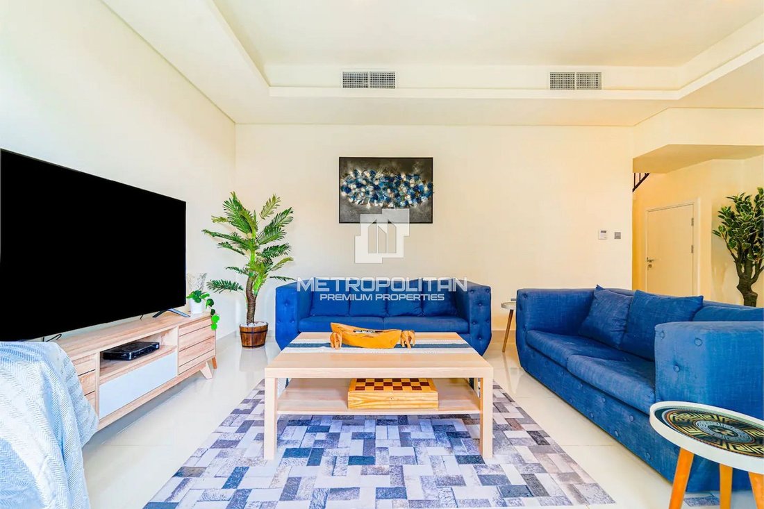 Spacious R2 Mb Layout | Vacant | Best In Dubai, Dubai, United Arab ...
