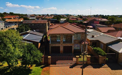 Luxury mountain view houses for sale in Promosa, Potchefstroom, North ...