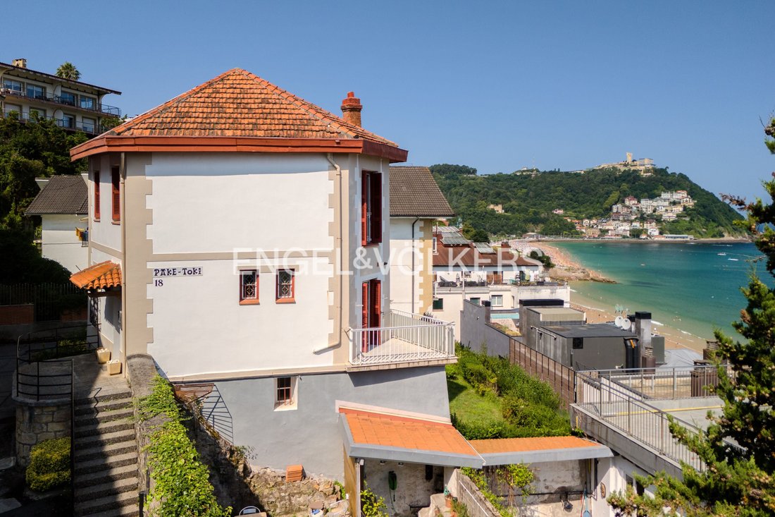 The Jewel Of The Bay Of La In Donostia San Sebastian, Basque Country ...