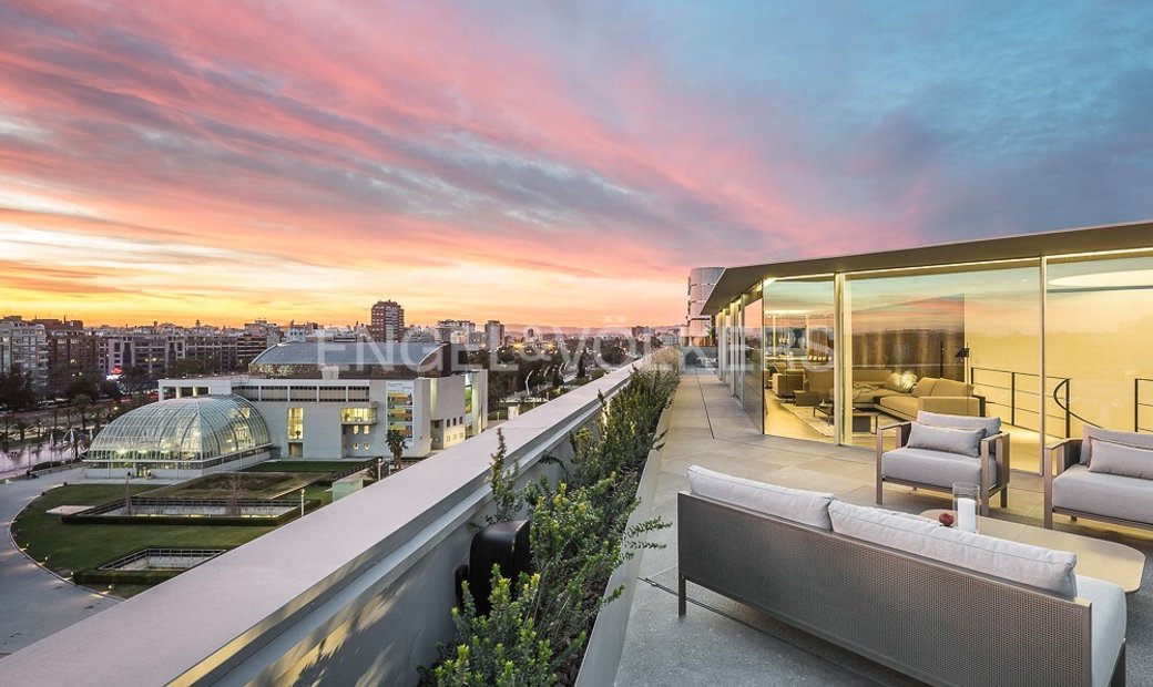 Avant Garde Duplex Penthouse With In El Pla Del Real, Valencia, Spain ...