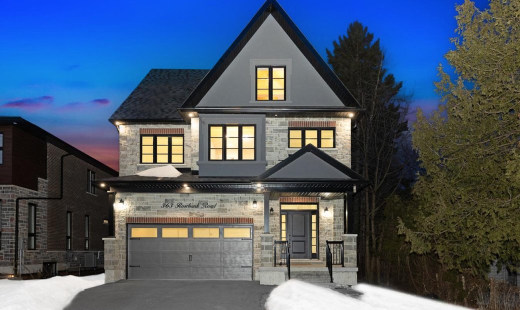 Exquisite Modern Manor In Pickering, Ontario, Canada For Sale (15401551)
