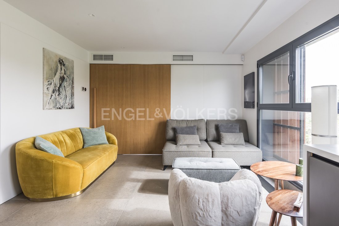Fabuloso ático Dúplex Con Renovación De Lujo En Ciudad Lineal, Madrid ...