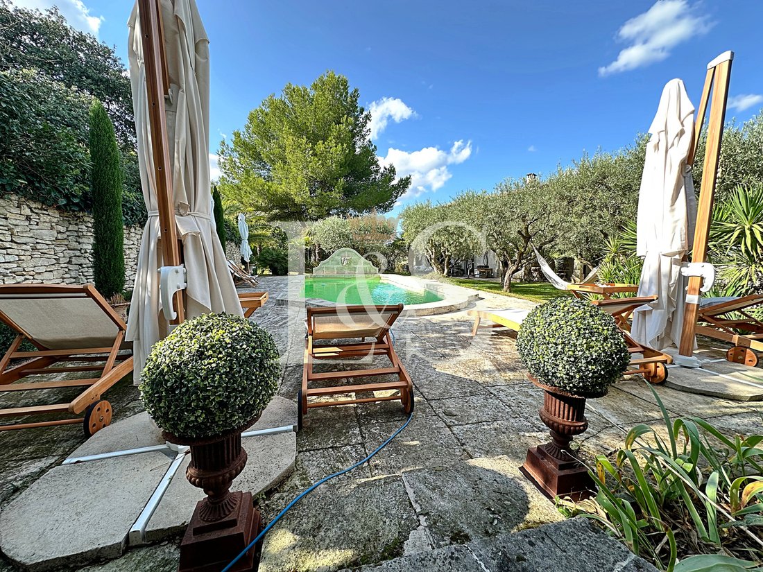 Prestigious House At The Foot In Cavaillon, Provence Alpes Côte D'azur ...