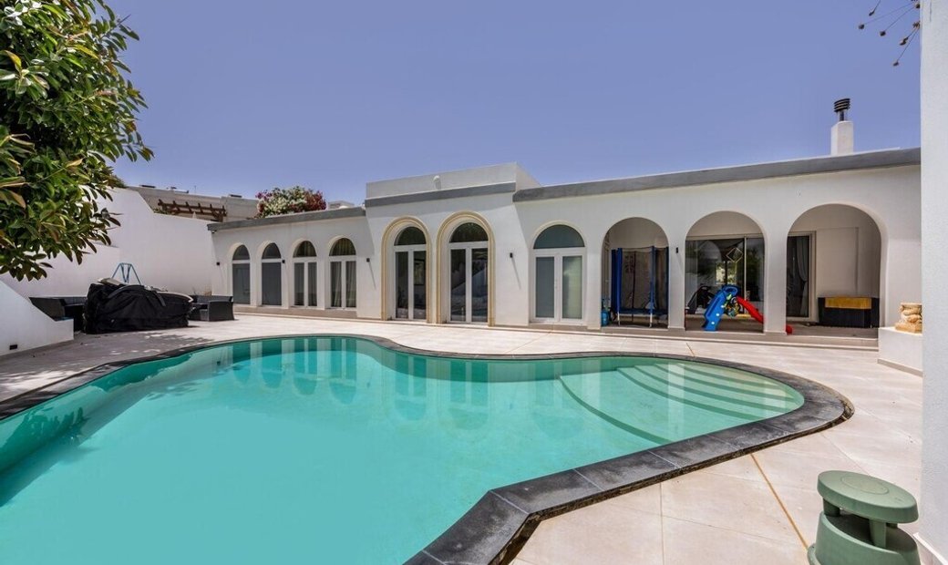 Santa Maria Estate Villa In Mgarr, Malta For Sale (15409612)