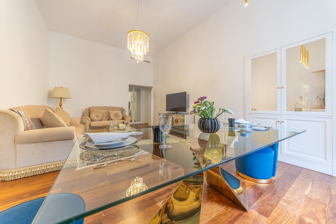 Luxuriöse Wohnung Lungotevere Dei Mellini Rom. In Rom, Latium, Italien ...