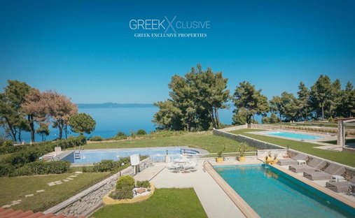 Lujo cima de una colina villas en venta en Kassandra, Macedonia and ...