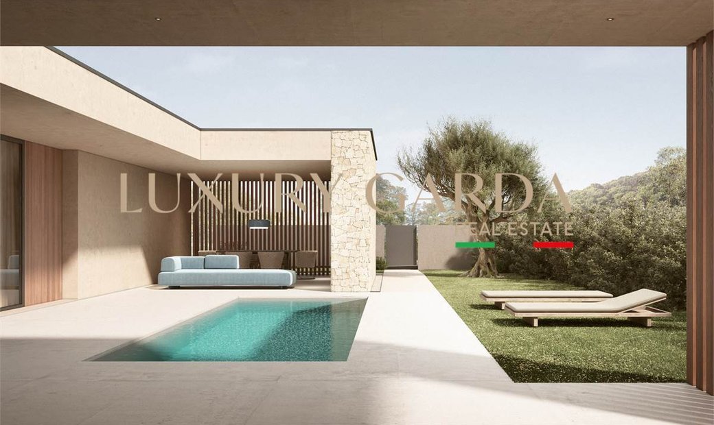 Modern Design Single Villa Surrounded In Desenzano Del Garda, Lombardy ...