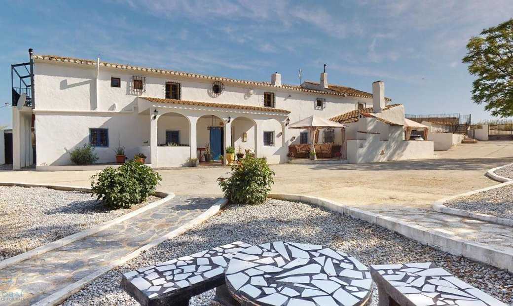 Exceptional Country Retreat In The Heart Of The In Caniles, Andalusia ...