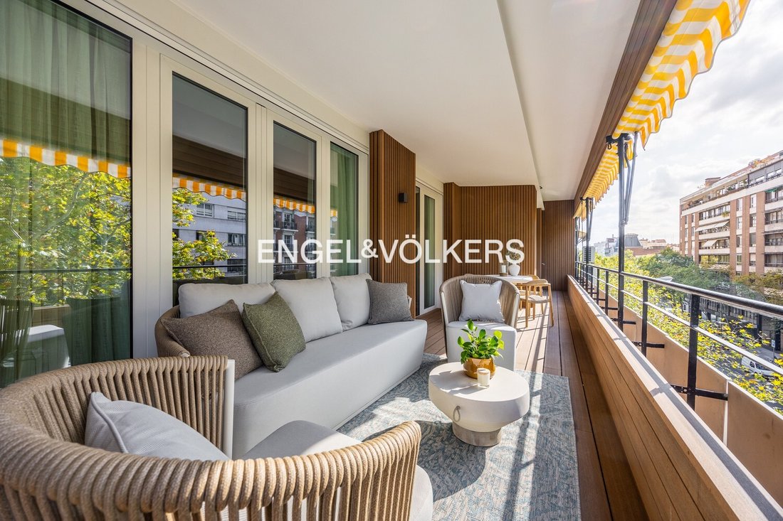 Exclusive And Bright Residence In Barrio Salamanca, Community Of Madrid ...