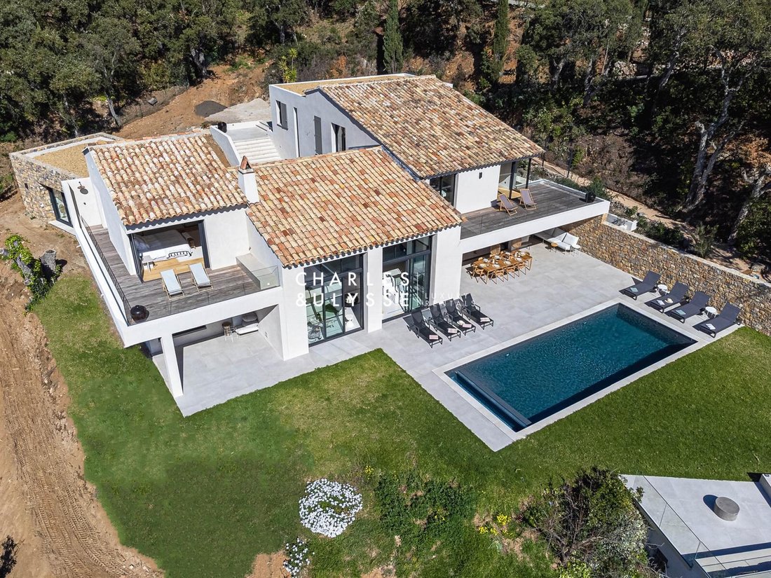 La Croix Valmer Villa In La Croix Valmer, Provence Alpes Côte D'azur ...