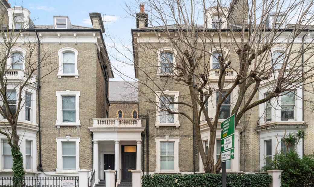 A Freehold Residential Building Comprising In London, England, United ...