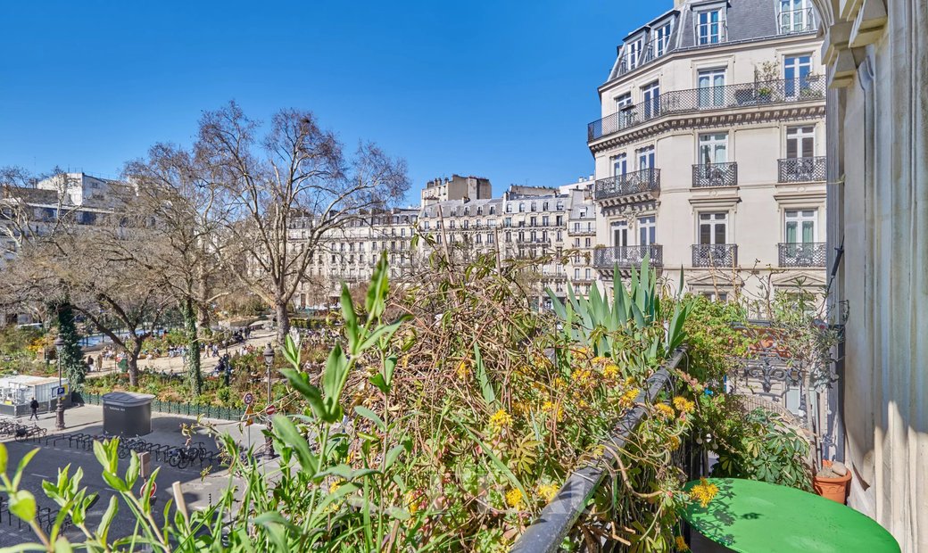 Distrito 9 De París: Un Apartamento Familiar En París, Isla De Francia ...