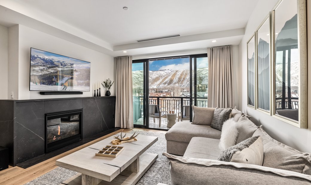 Frontgate | Avon Residence 310 In Avon, Co, United States For Sale ...