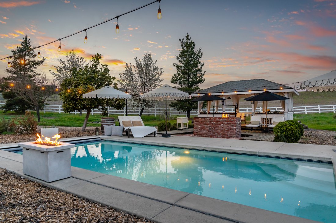 Exquisite Dual Residence Estate In In Templeton, California, United ...