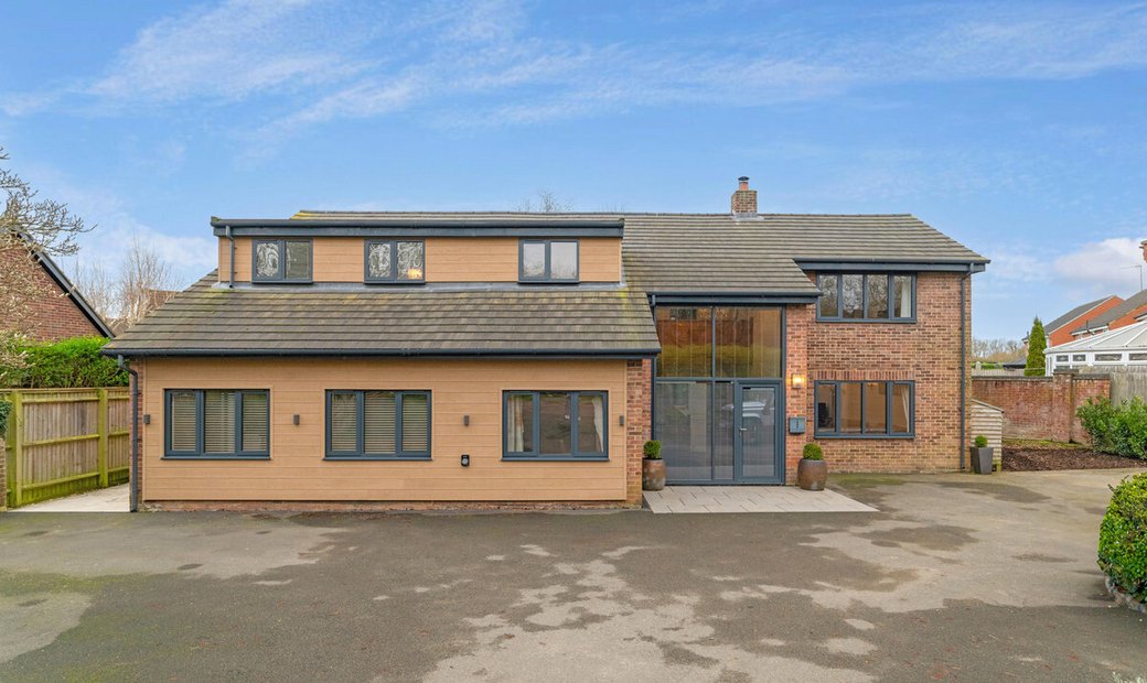 6 Bedroom Detached House For Sale In In Brackley, England, United ...