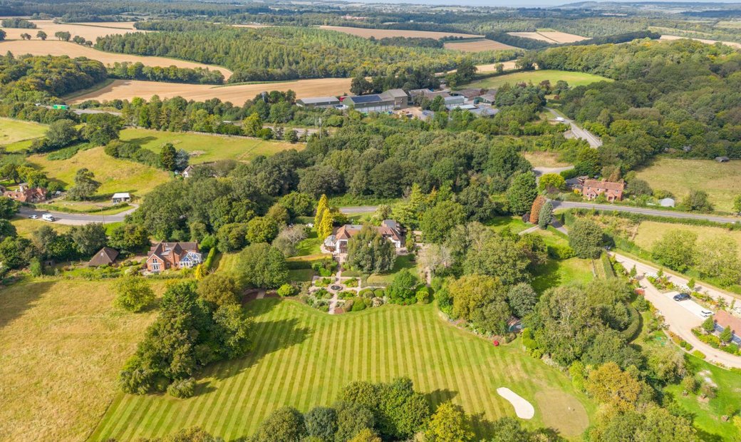6 Bedroom Detached House For Sale In In Cadmore End, England, United ...