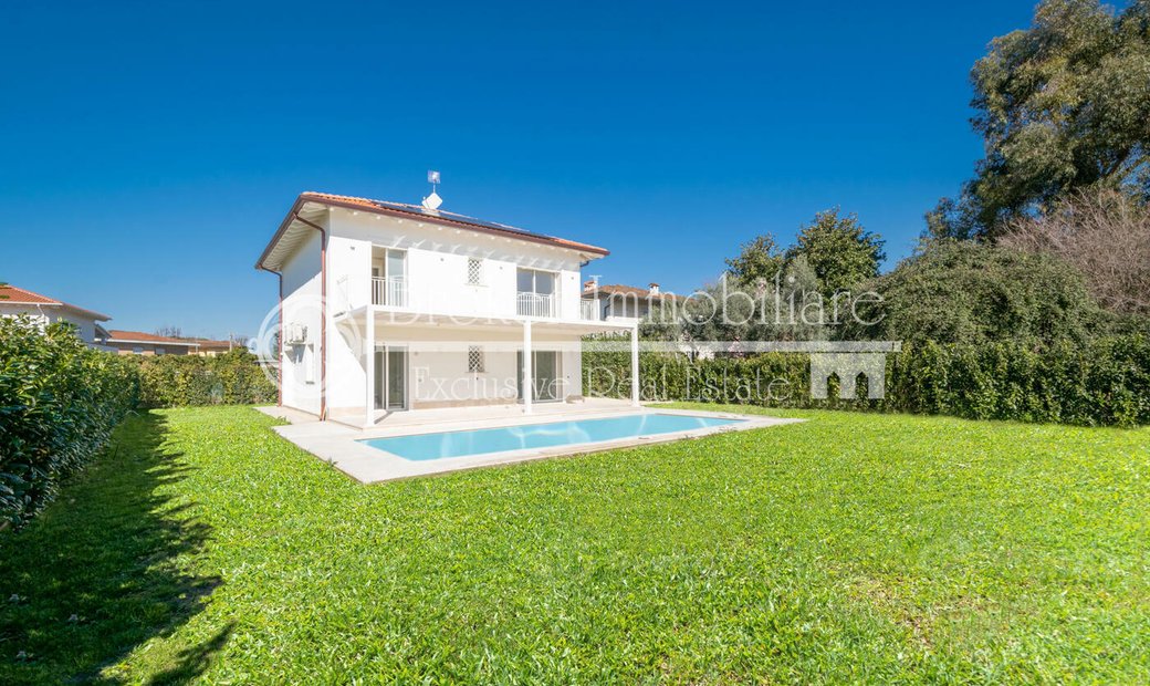 Villa Pari A Pietrasanta In Marina Di Pietrasanta, Tuscany, Italy For ...