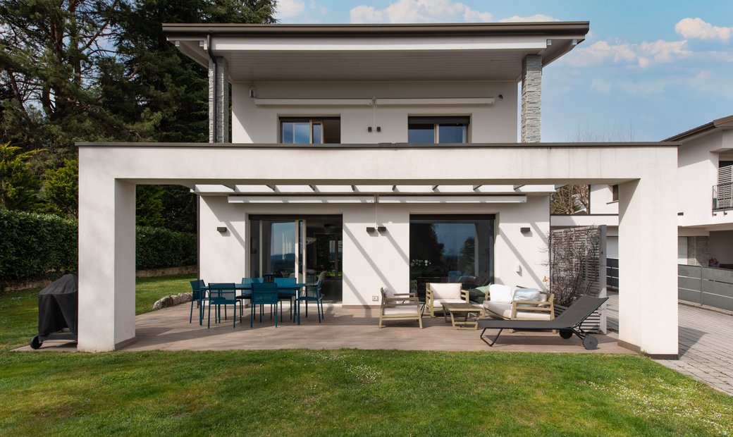 Modern Villa With Garden And Panoramic View Next To In Varese, Lombardy, Italy For Sale (15441987)
