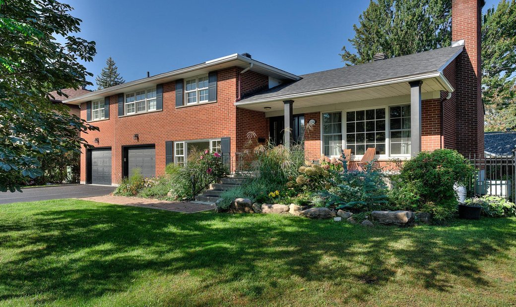 Mont Royal, Québec In Mount Royal, Quebec, Canada For Sale (15440091)