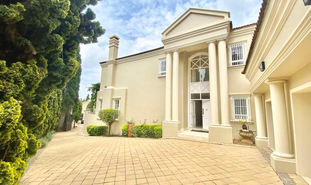 4 Bedroom House In Sandhurst, Sandton In Sandton, Gauteng, South Africa ...