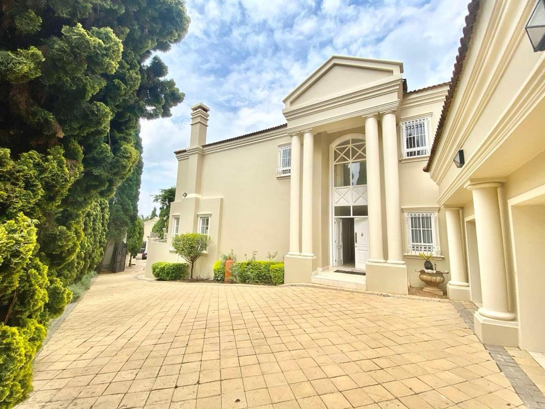 4 Bedroom House In Sandhurst, Sandton In Sandton, Gauteng, South Africa ...