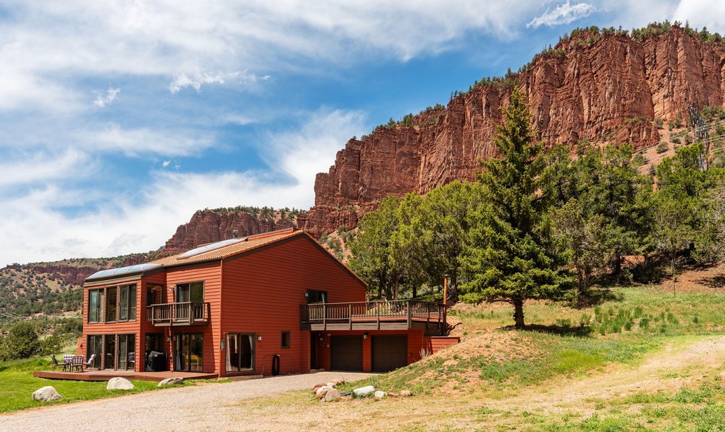 Frying Pan Valley Home On 5 Acres In El Jebel, Colorado, United States ...