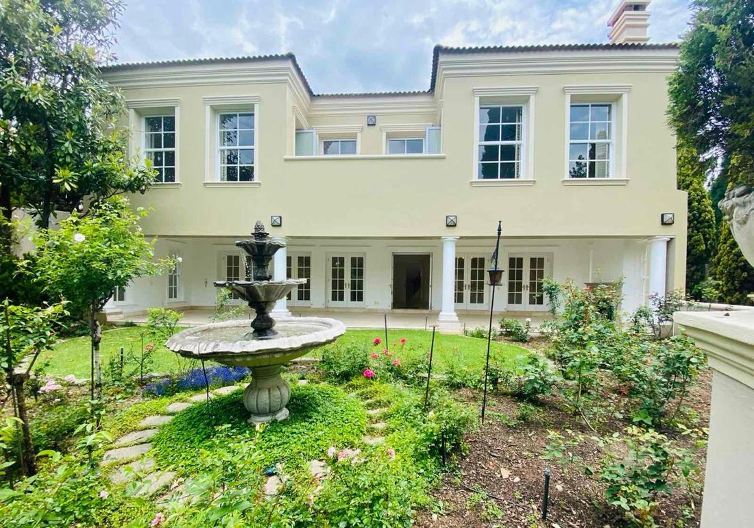 4 Bedroom House In Sandhurst, Sandton In Sandton, Gauteng, South Africa ...
