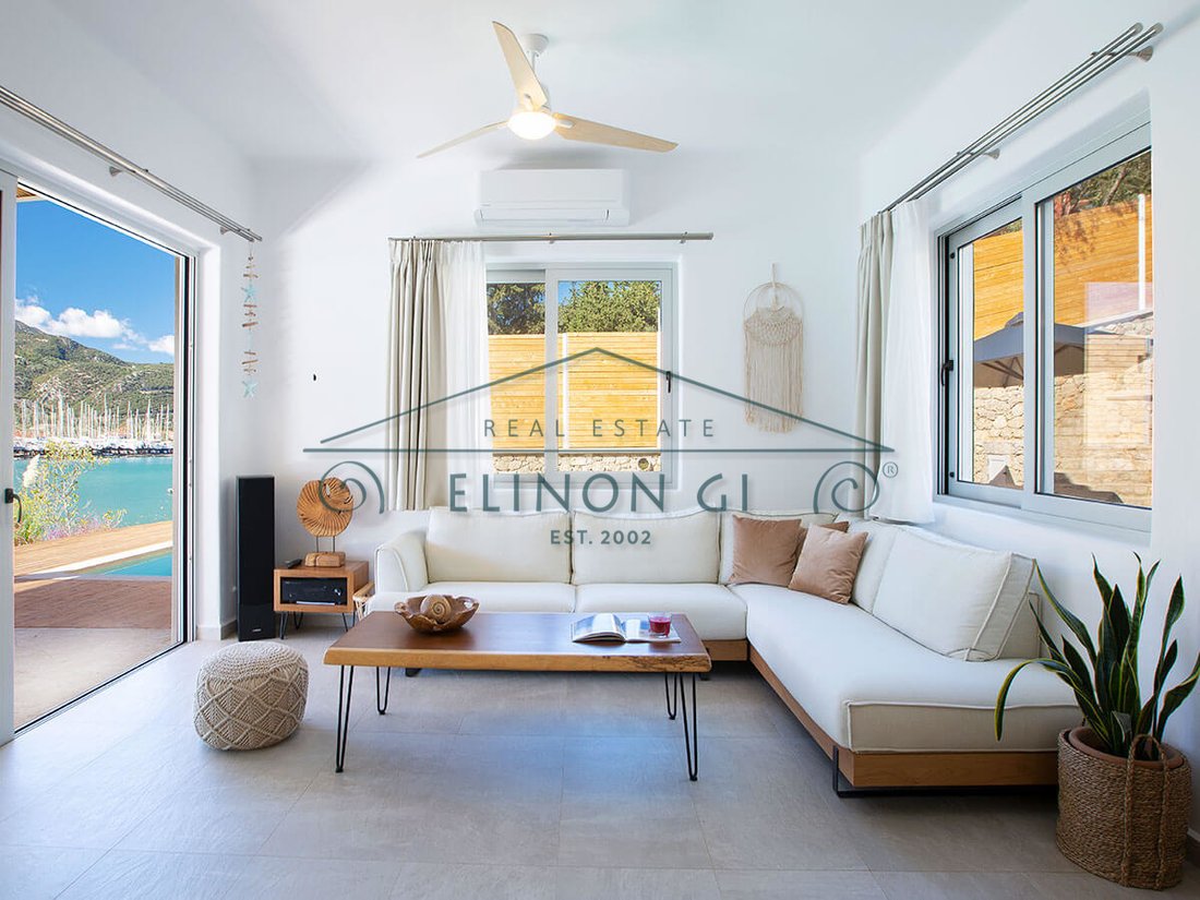 Seaside Holiday Home In Geni In Lefkada In Bluxou, Ellomenos, Greece ...