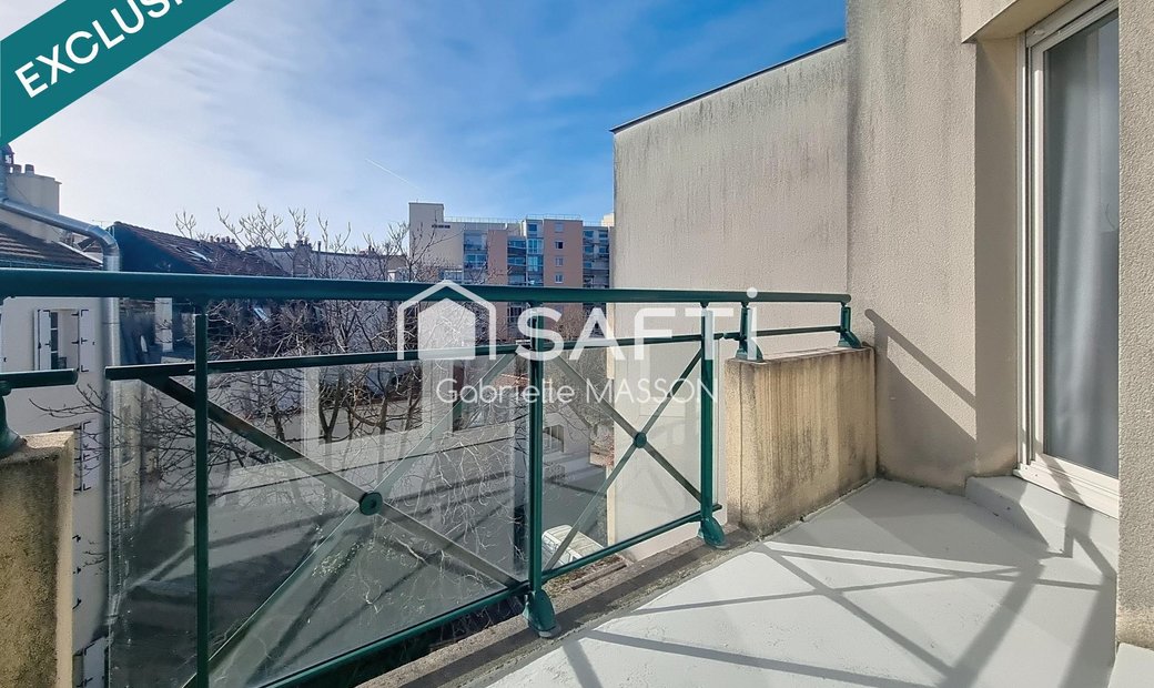 Rue Danton Bel Appartement Avec In Le Kremlin Bicêtre, île De France ...