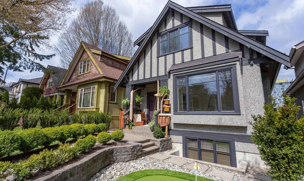 Architectural Charm In Prestigious Point Grey In Vancouver, Canada For ...