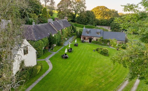 Luxury investment property homes for sale in Capel Newydd, Wales ...
