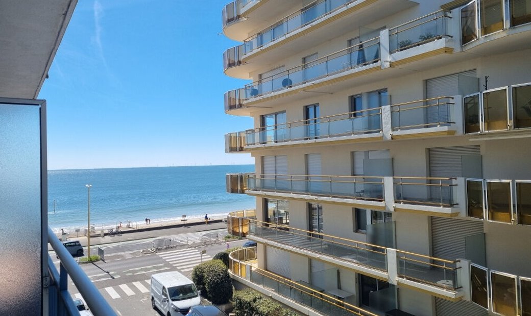 Vue Mer Latérale T2 Avec In La Baule Escoublac, Pays De La Loire ...