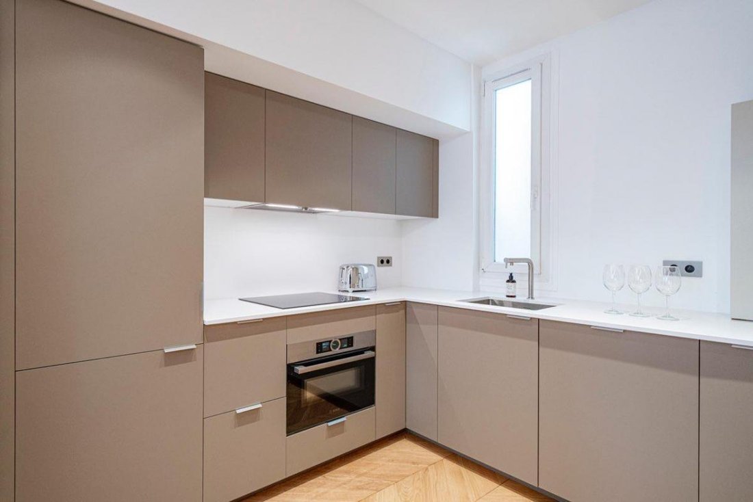 Paris Golden Triangle George V | Renovated In Paris, île De France ...