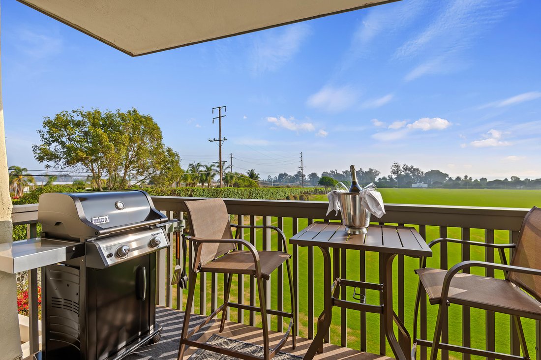 Beautifully Updated Front Row Condo In Carpinteria, California, United ...