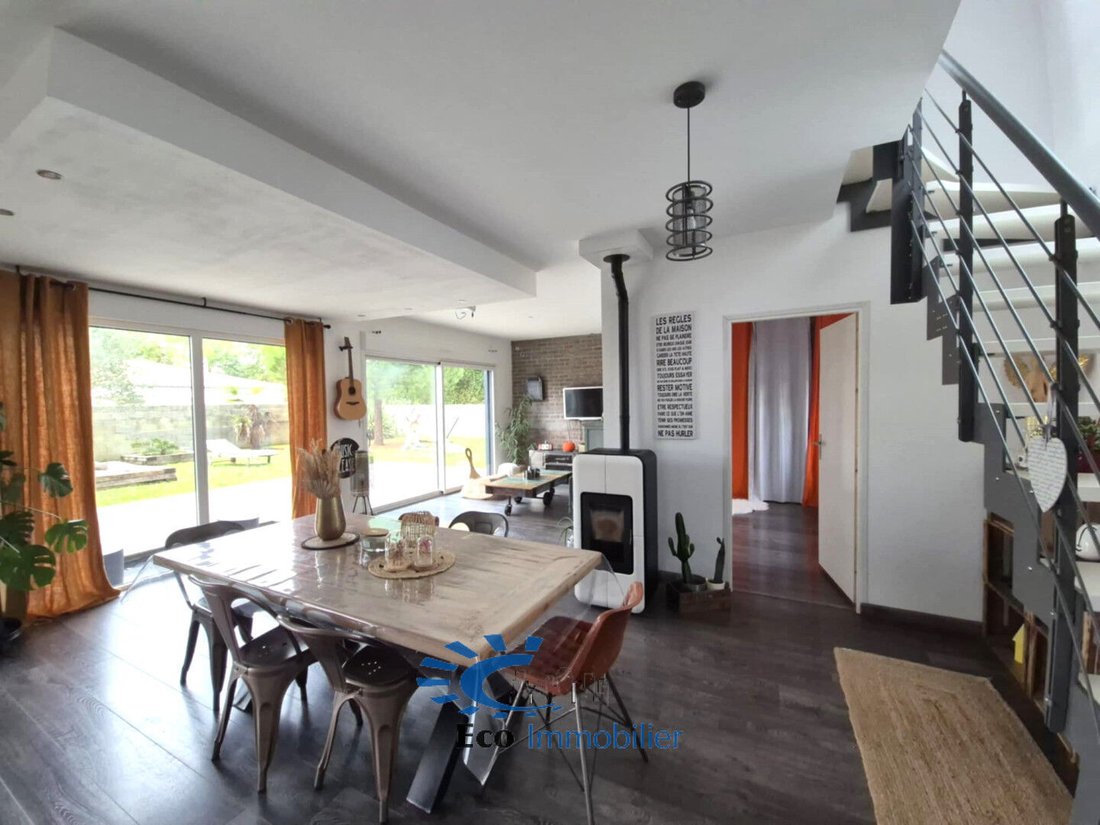 Clavette Maison Architecte Ossature In Clavette, Nouvelle Aquitaine ...