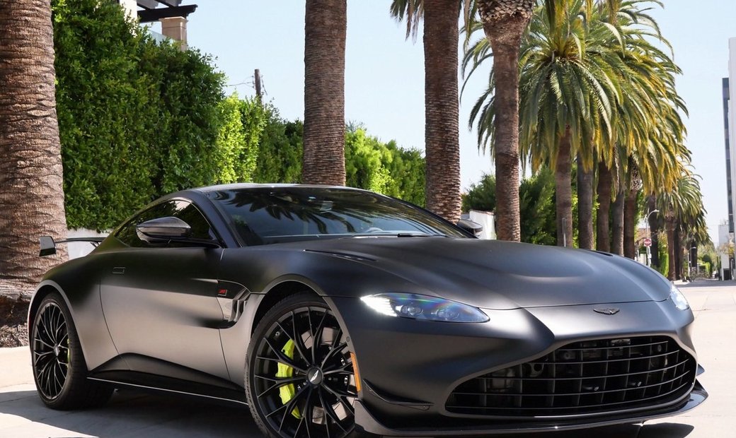 Beverly Hills Aston Martin