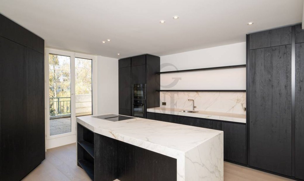 Fully Renovated Penthouse In Champel In Geneva, Genève, Switzerland For ...