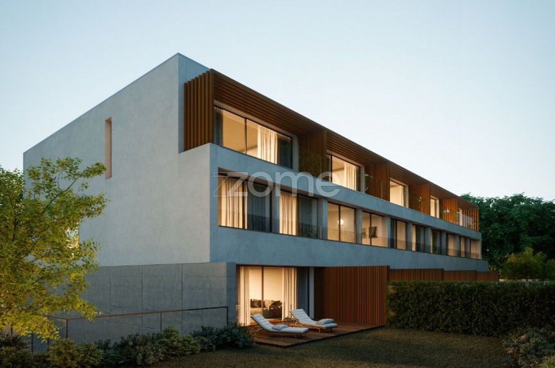 Porto House In Porto, Porto District, Portugal For Sale (15472030)