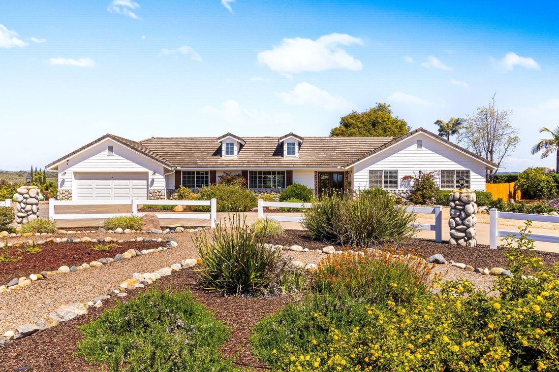 360 Futurity Ln In Fallbrook, California, United States For Sale (15467286)