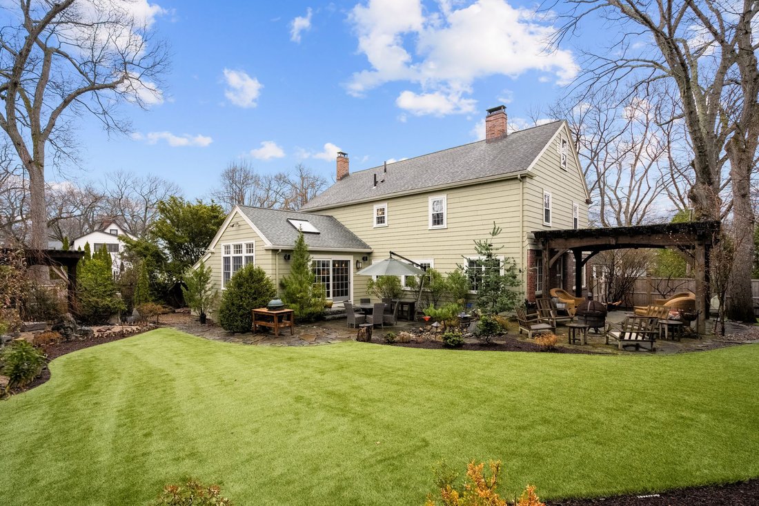 30 Hodge Road, Arlington, Ma, 02474 In Arlington, Massachusetts, United ...