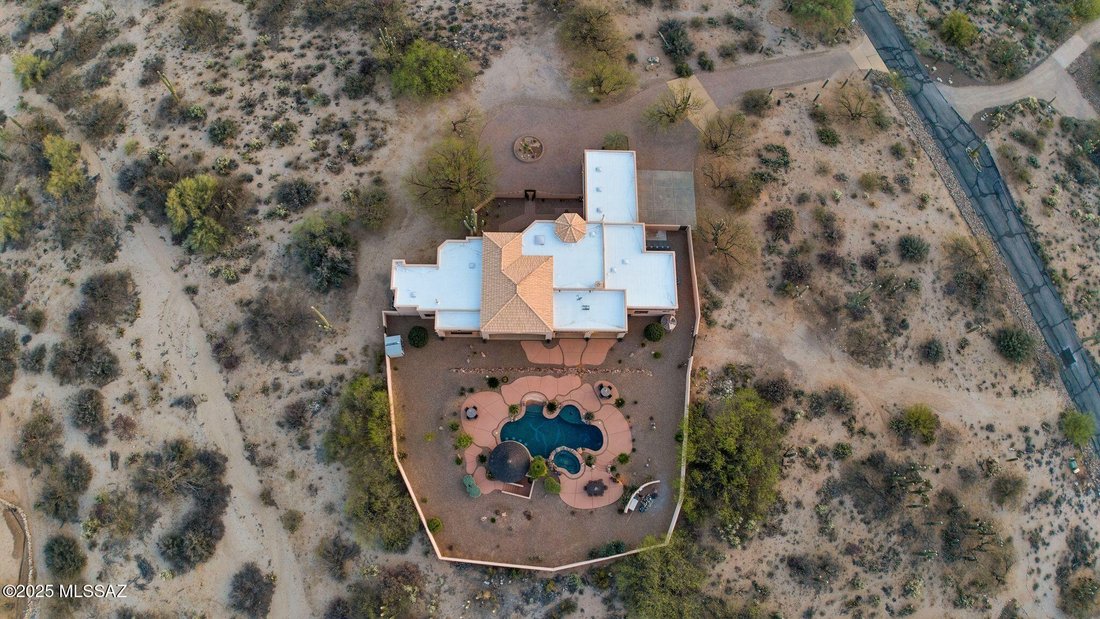Hermosa Casa En El Lado Noreste En Tucson, Arizona, Estados Unidos En ...